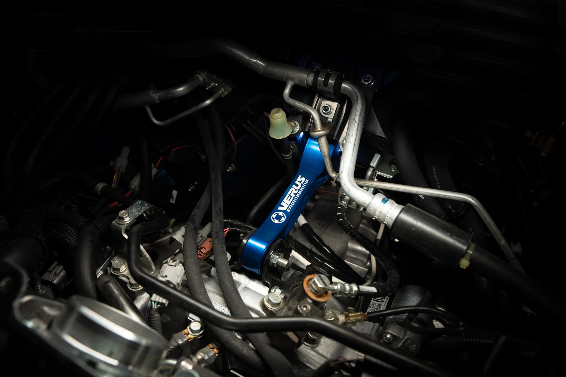 Eliminate Engine Rocking With Aftermarket Pitch Stop Mounts | Verus En