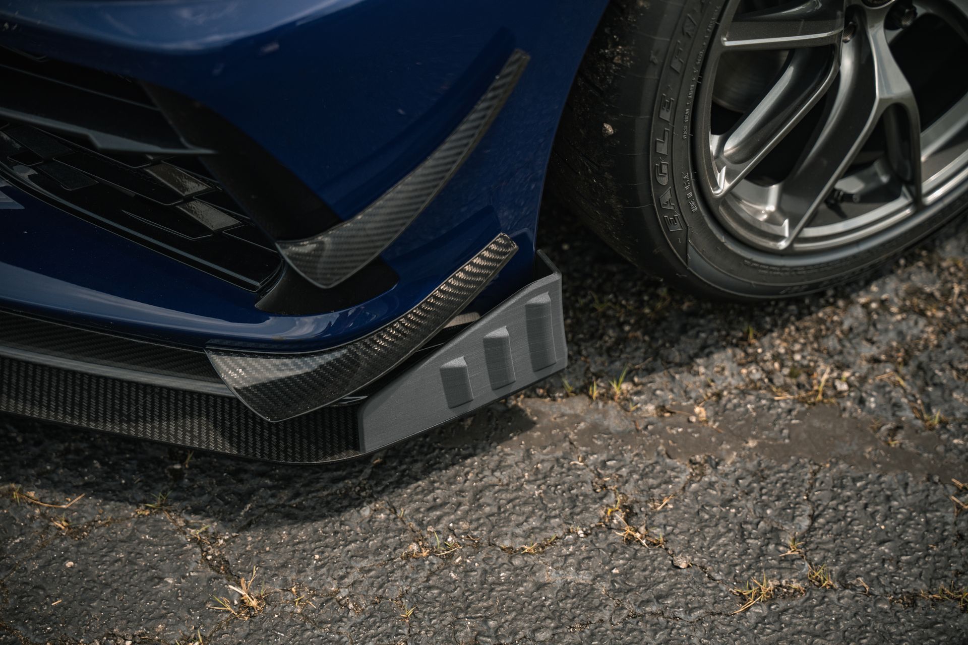 Front Splitter Endplates, WF Spec - Corvette Stingray (C8) | Verus ...