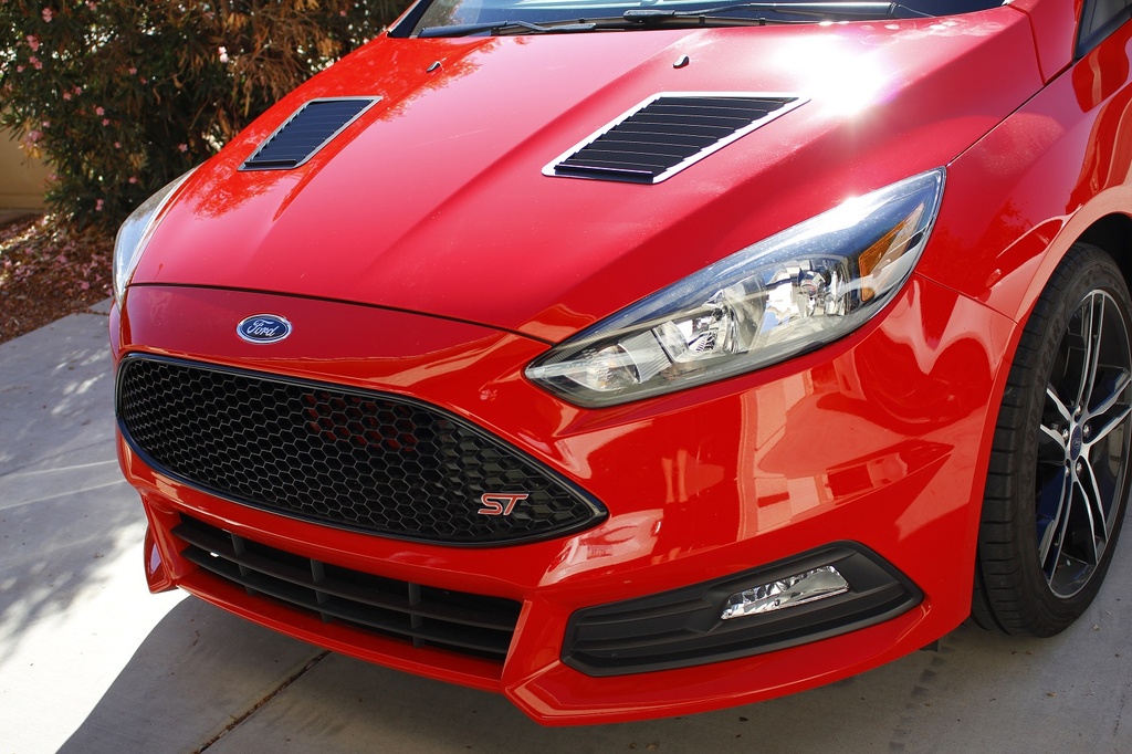 Hood Louver Kit - Focus RS/ST (MK3) | Verus Engineering